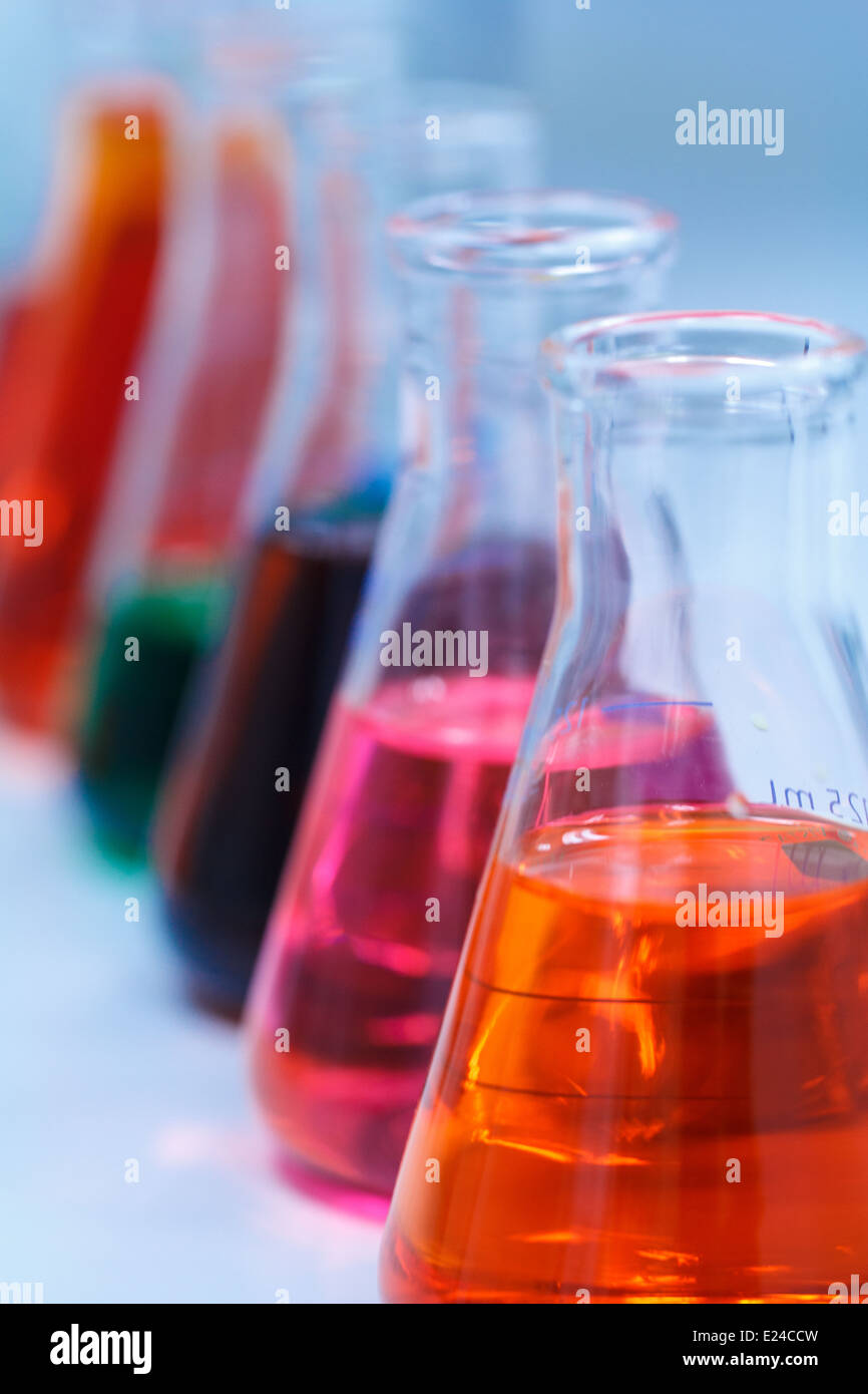 Laboratory glassware hi-res stock photography and images - Alamy