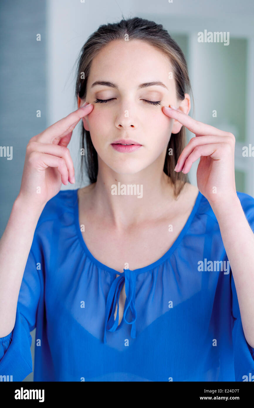 Face hi-res stock photography and images - Alamy