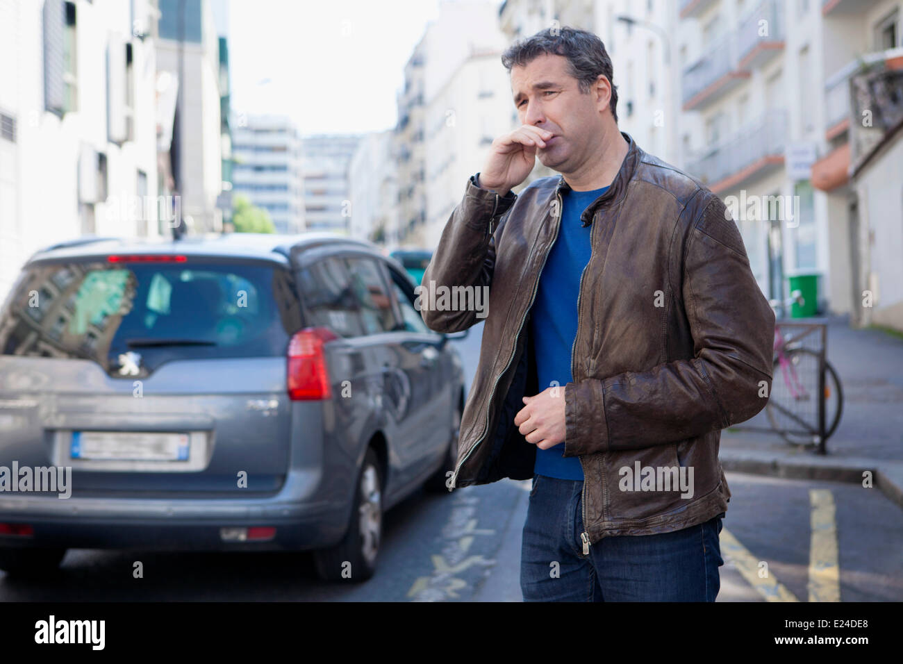 People breathing pollution hi-res stock photography and images - Alamy