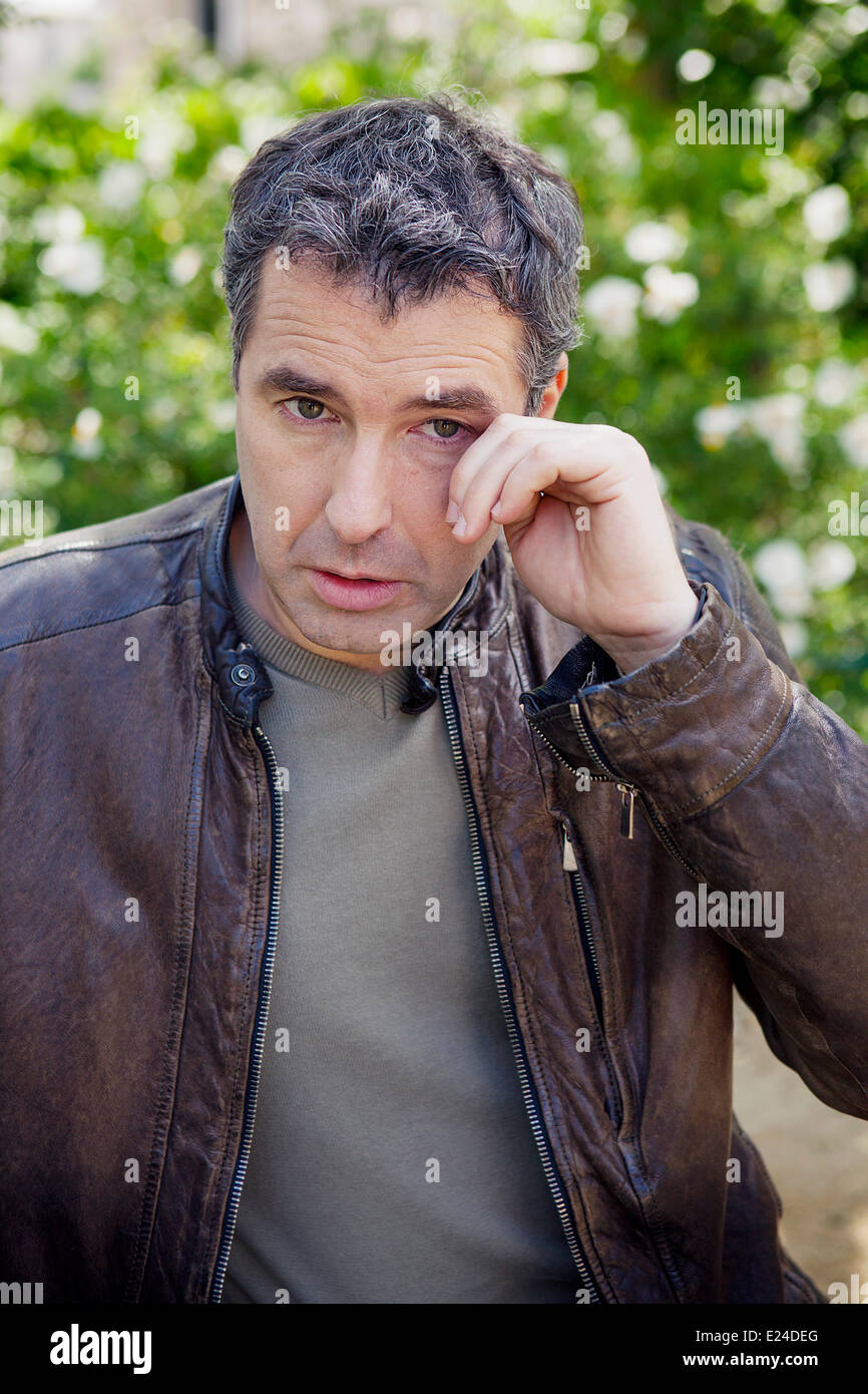 Conjunctivitis crying hi-res stock photography and images - Alamy