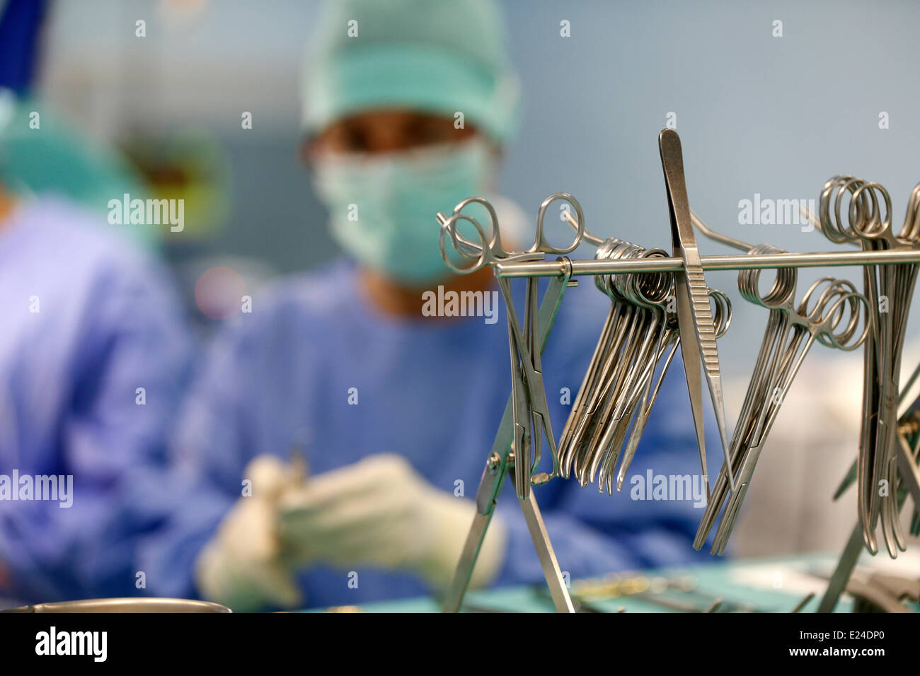 Surgery in africa Stock Photo - Alamy