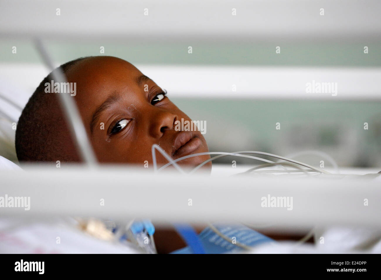 Central africa man in hi-res stock photography and images - Alamy