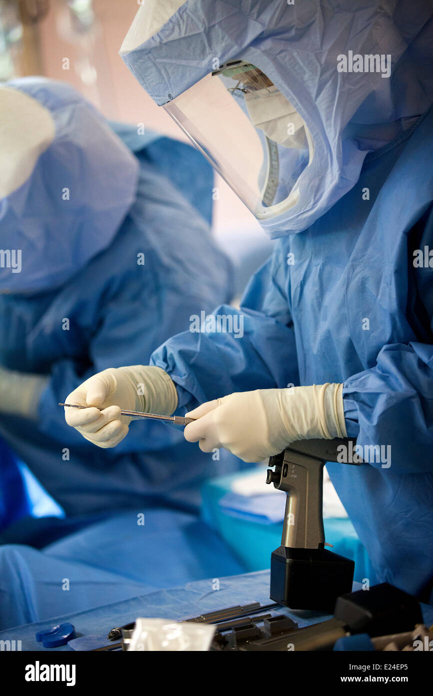Orthopedic surgery hi-res stock photography and images - Alamy