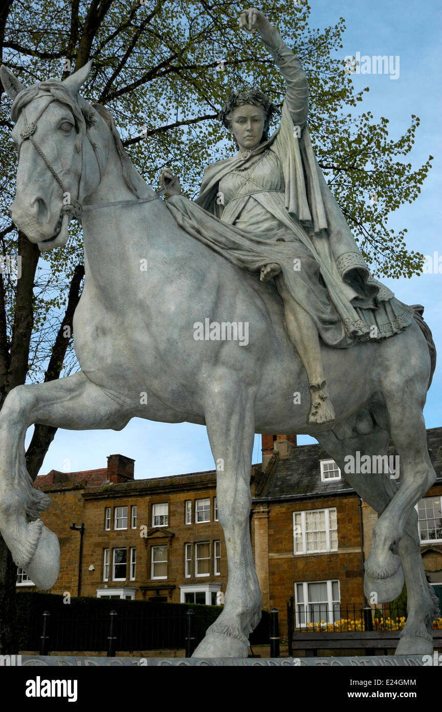 Statue of the 'Fine Lady upon a White Horse' at Banbury Cross in ...