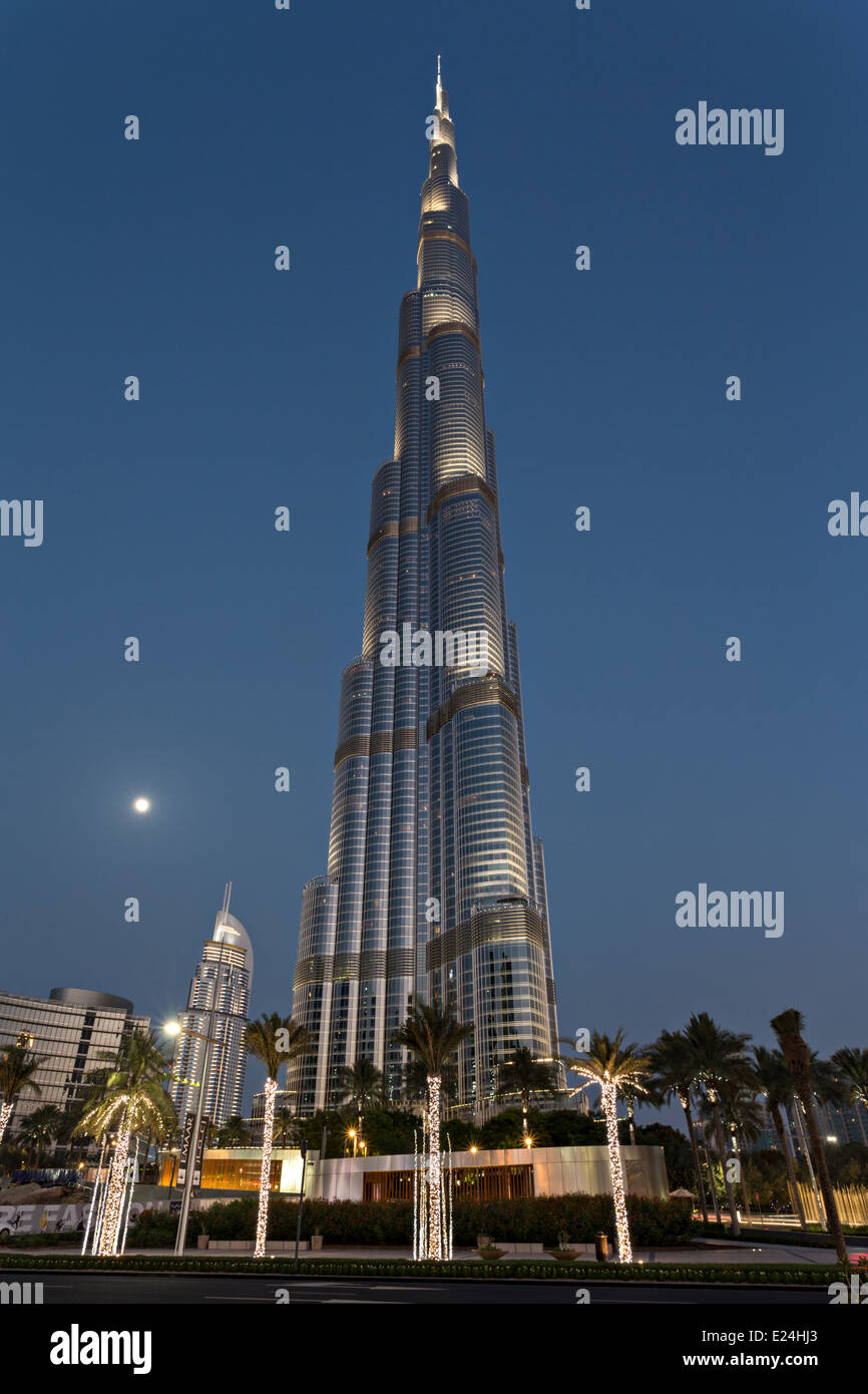 The Spire Of Burj Khalifa High Resolution Stock Photography and Images ...