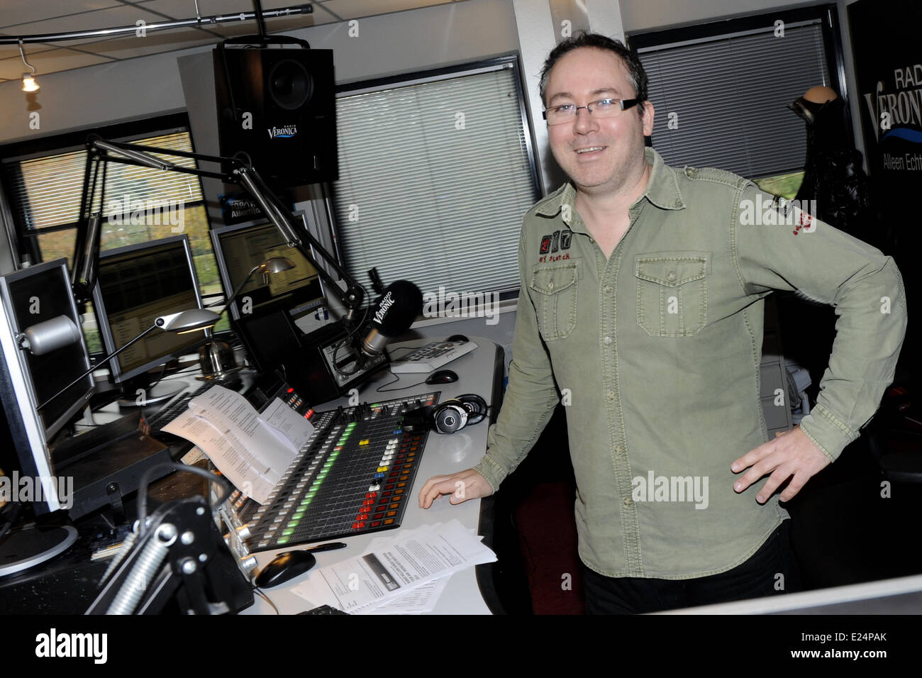 Patrick Kicken at Radio Veronica Featuring: Patrick Kicken Where ...