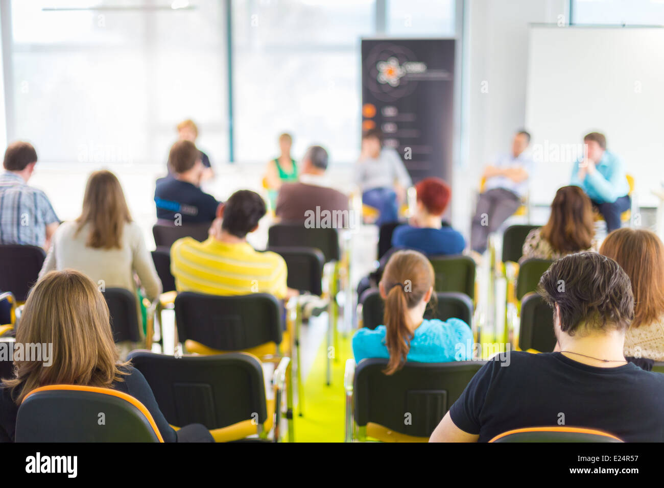 Round Table Meeting Stock Photos & Round Table Meeting Stock Images - Alamy