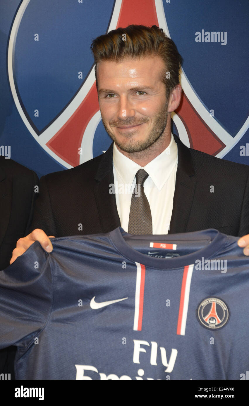 David beckham attends press conference hi-res stock photography and ...
