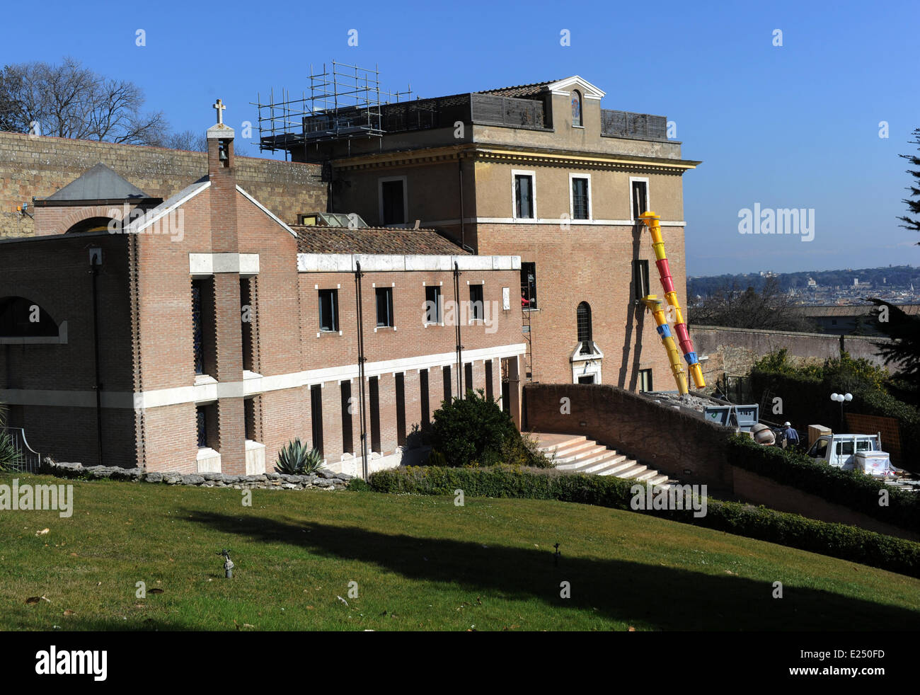 The 'Mater Ecclesiae' monastery in the Vatican gardens where Pope ...