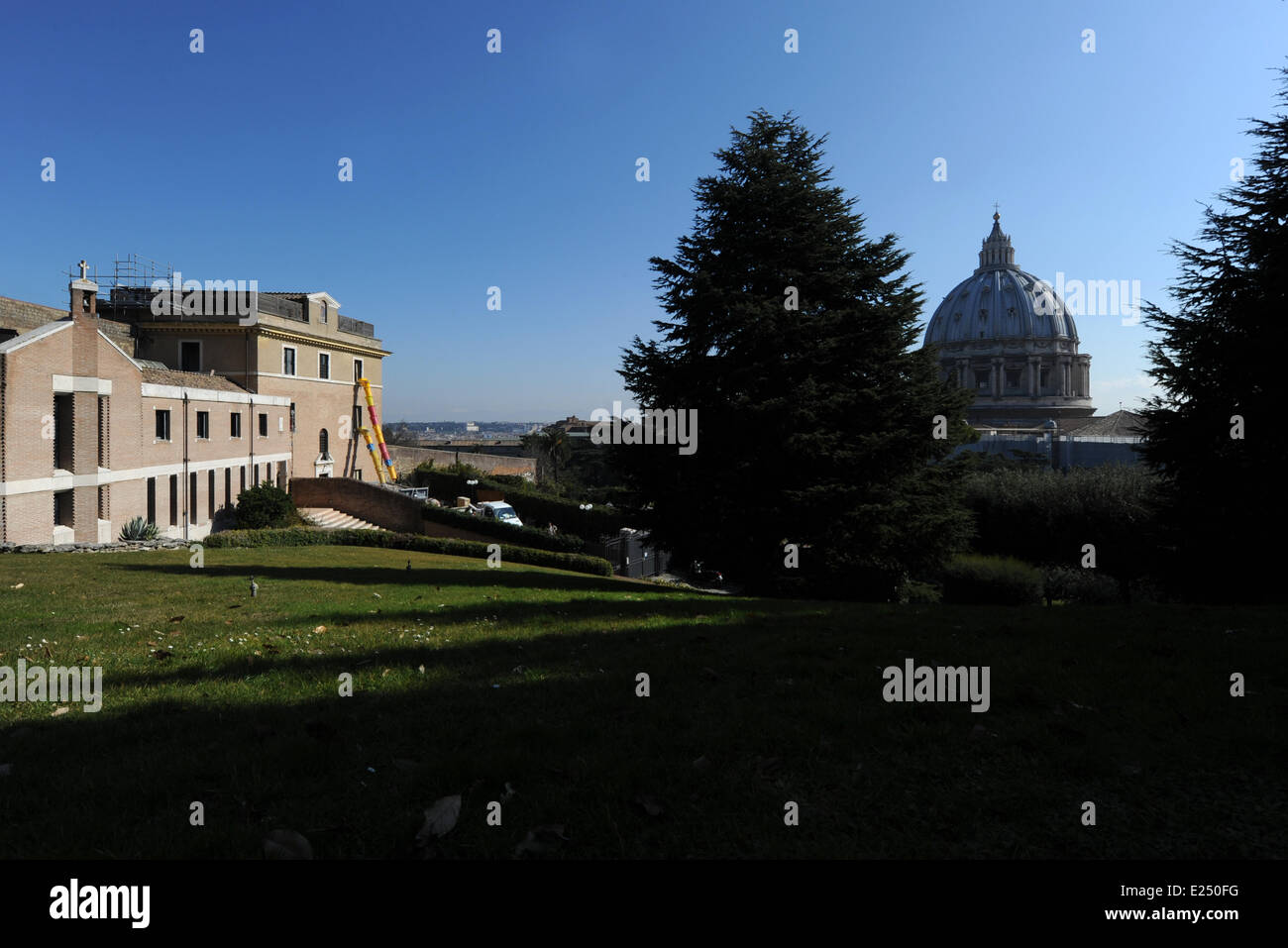 The 'Mater Ecclesiae' monastery in the Vatican gardens where Pope ...