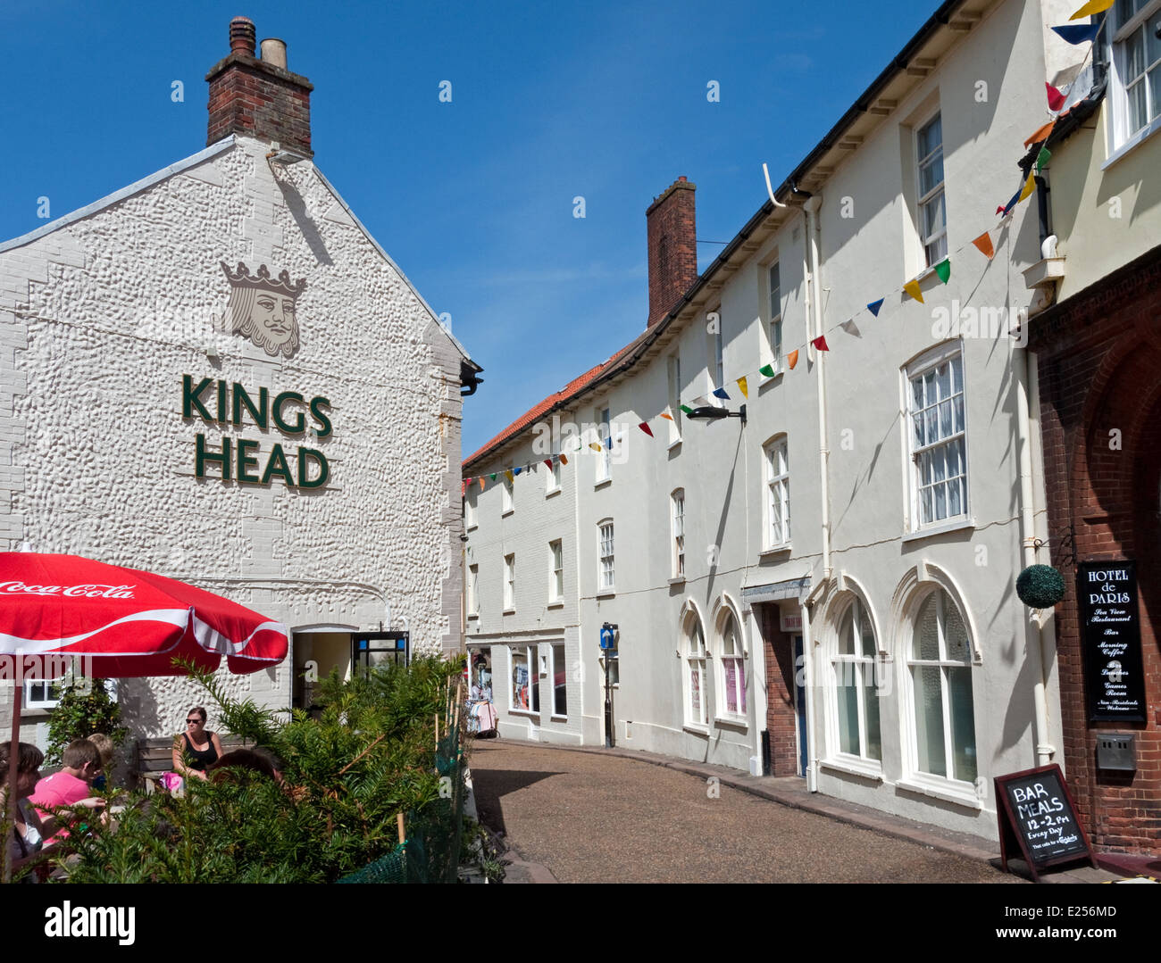 Cromer pub hi-res stock photography and images - Alamy