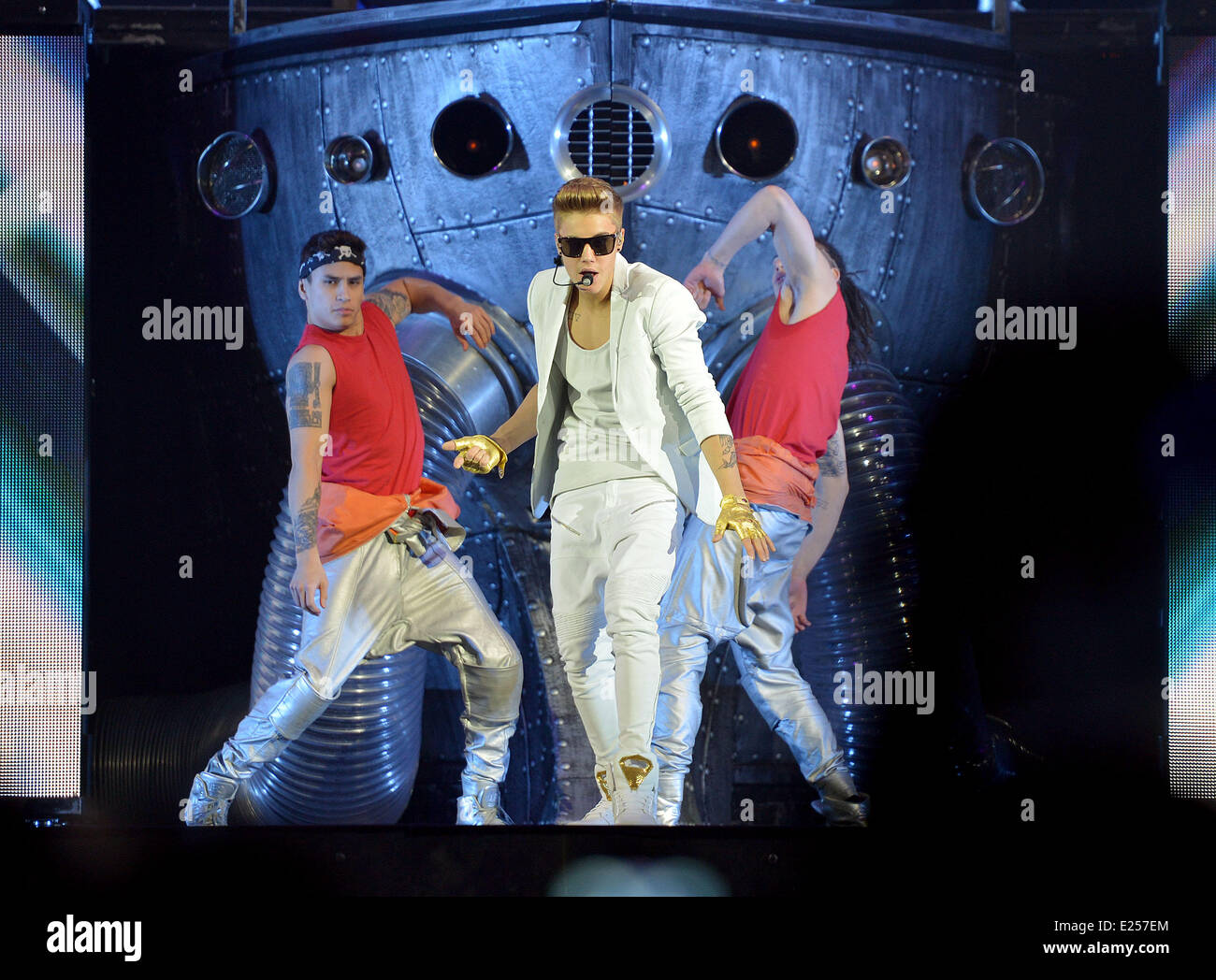Justin bieber concert hi-res stock photography and images - Alamy