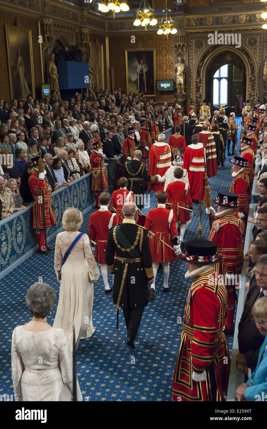 State opening of parliament elizabeth queen hi-res stock photography ...