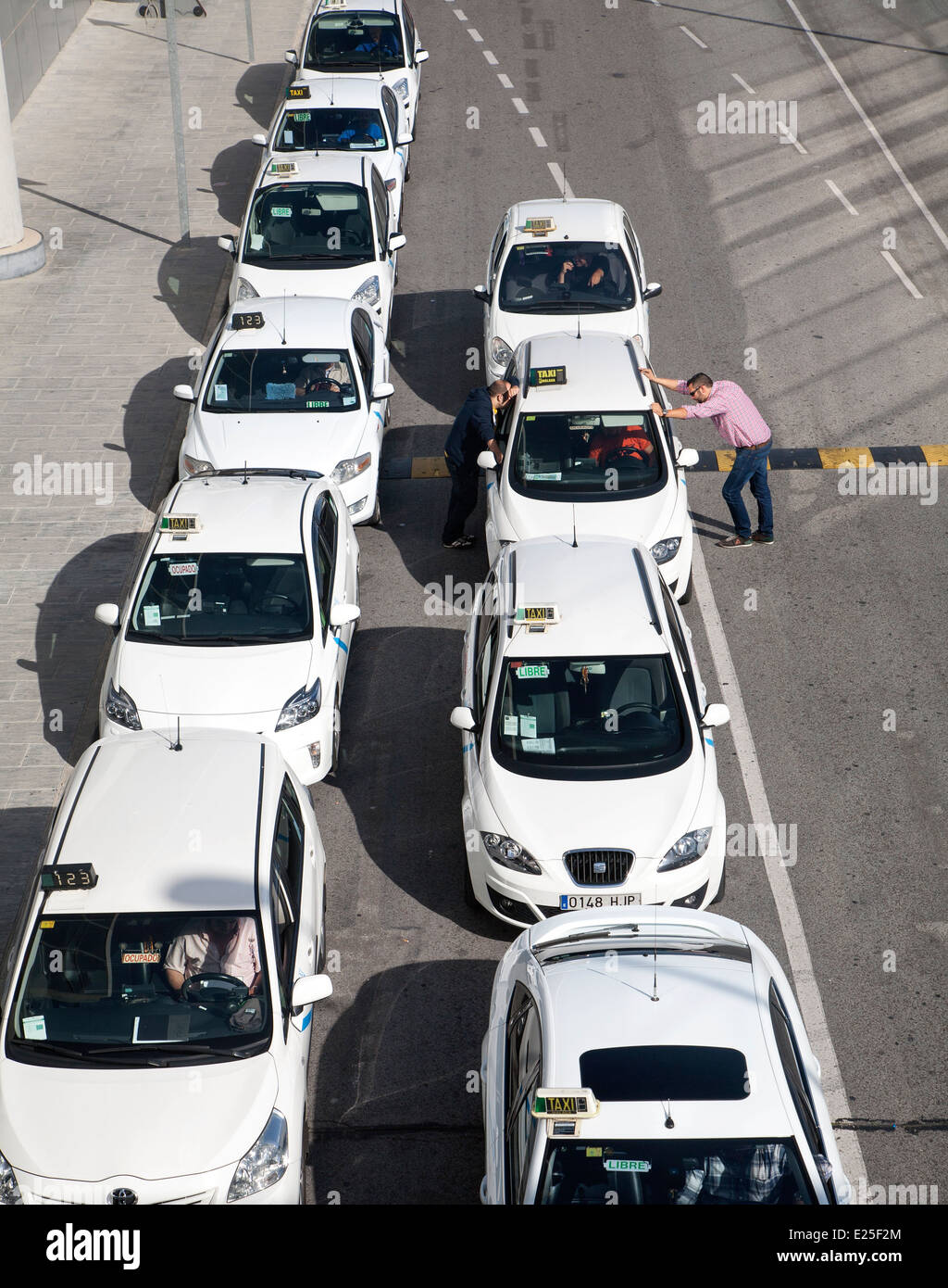 Cars Line Spain High Resolution Stock Photography and Images - Alamy
