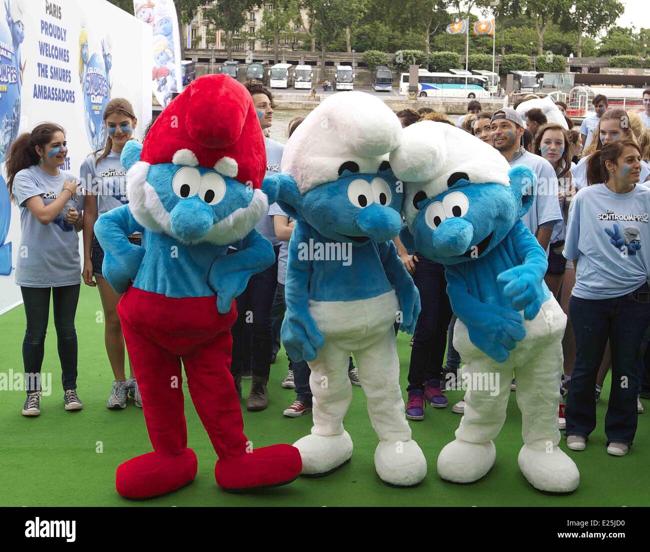 Global Smurfs Day celebrations in Paris Where: Paris, France When: 22 ...
