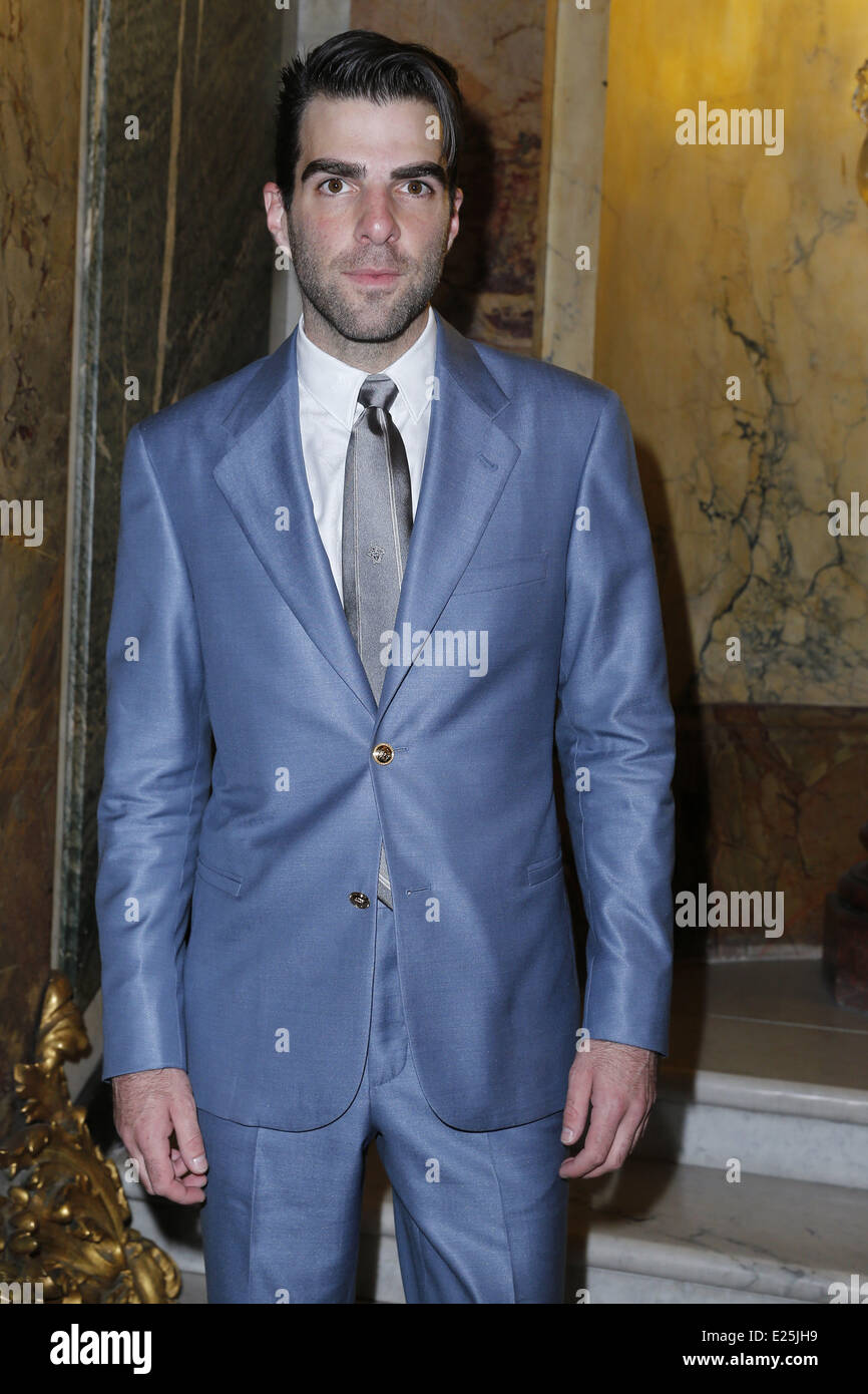 Paris Fashion Week Men's Spring /Summer 2014 - Versace - Inside ...