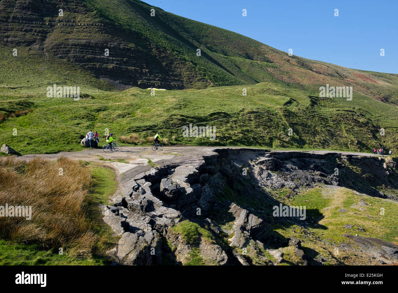 A625 Road damaged and closed to traffic due to to landslide of Mam Tor ...