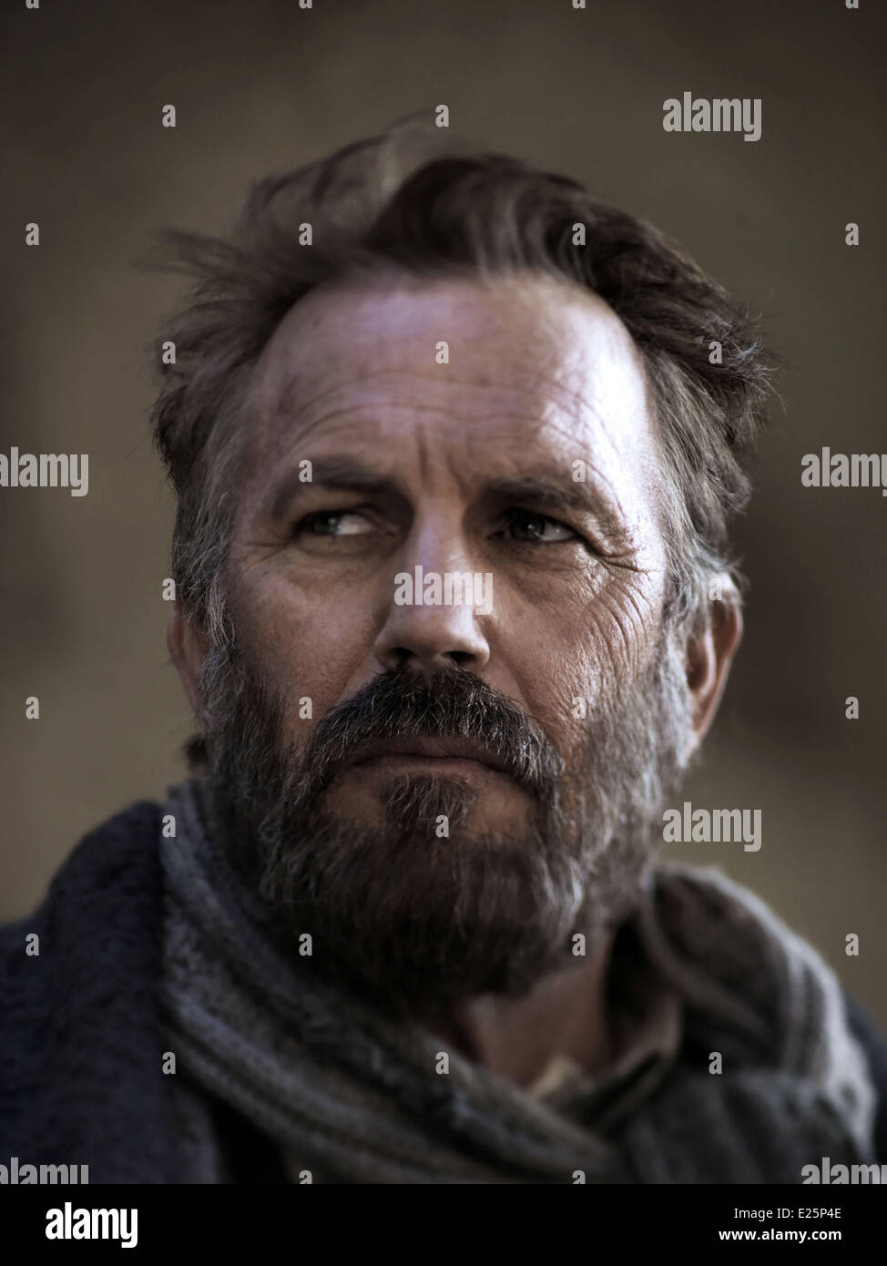 Kevin Costner ('Devil' Anse Hatfield) in serie TV "HATFIELDS AND McCOYS ...