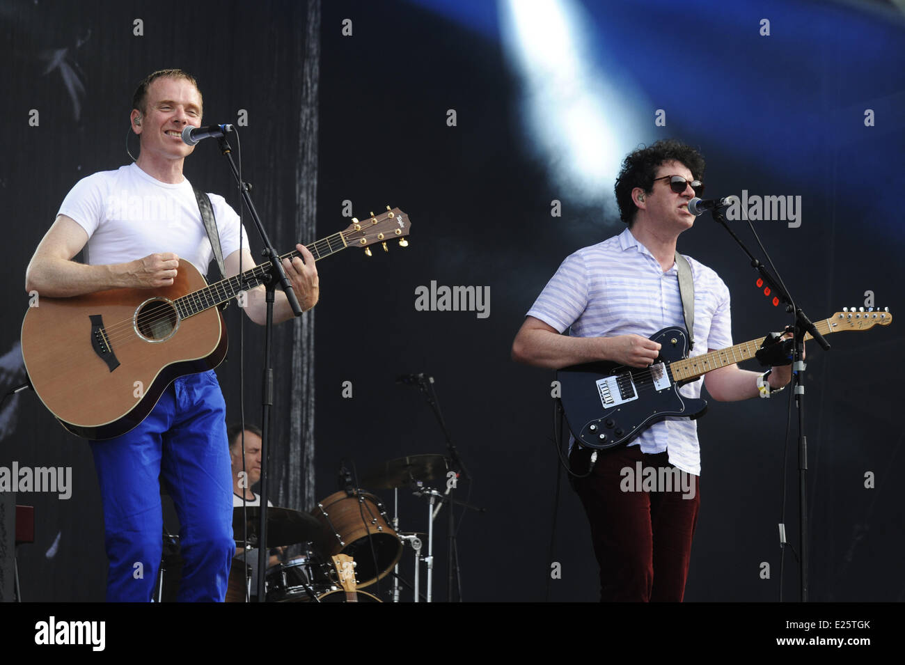 Belle and sebastian band hi-res stock photography and images - Alamy