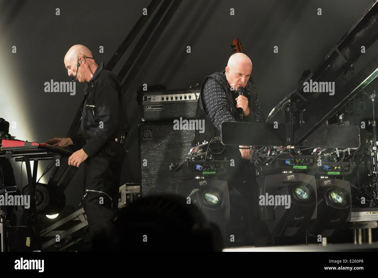 Peter Gabriel So Back To Front