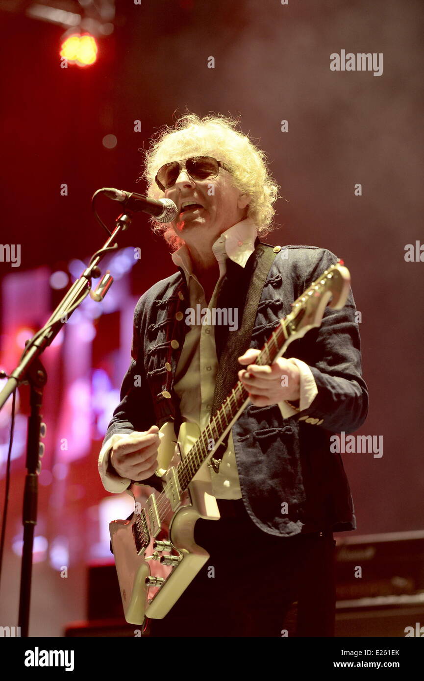 Ian hunter mott hi-res stock photography and images - Alamy