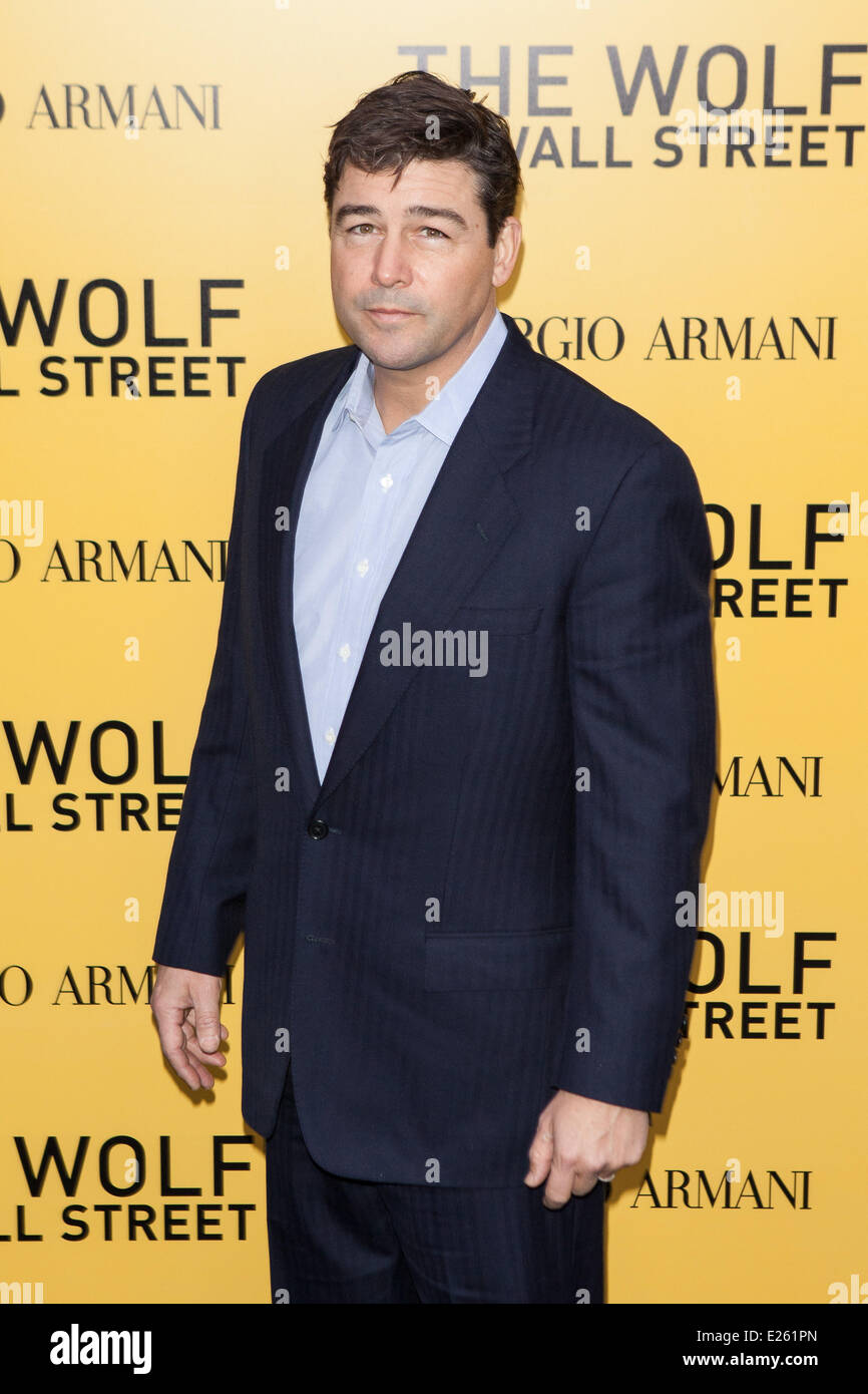 Kyle Chandler attends the 'The Wolf Of Wall Street' premiere at ...