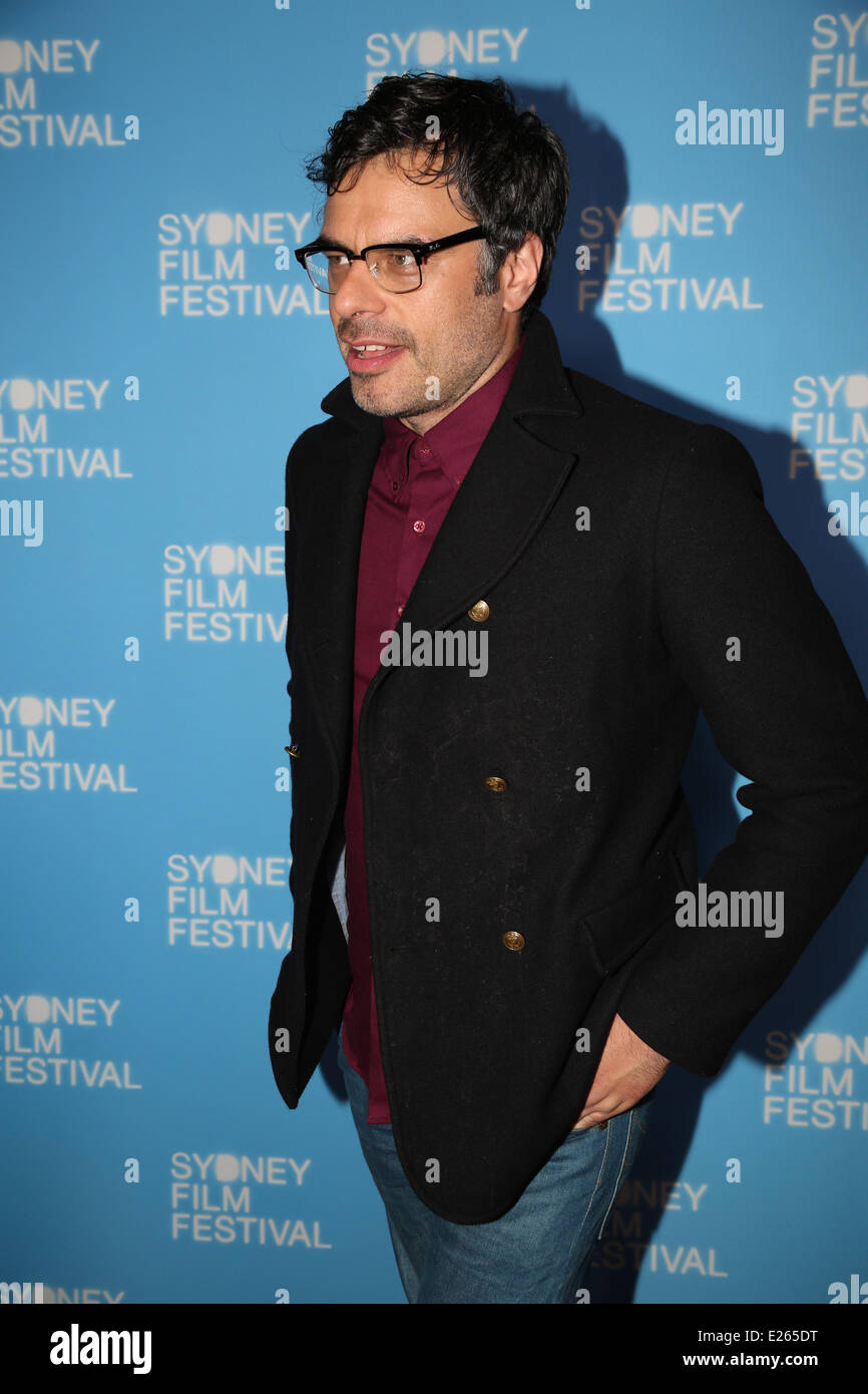 New zealand comedian hi-res stock photography and images - Alamy