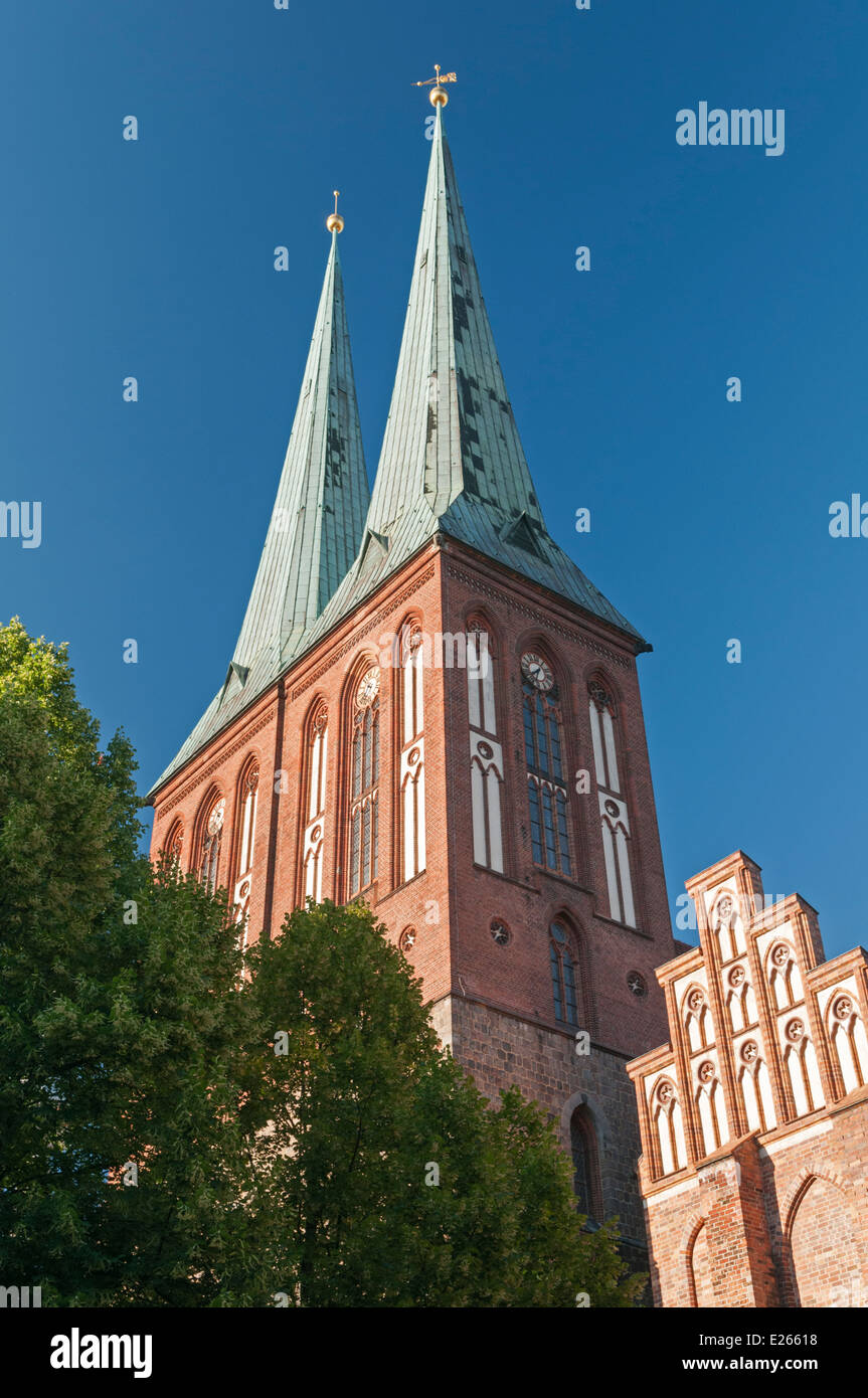 Old st nicholas chapel hi-res stock photography and images - Alamy