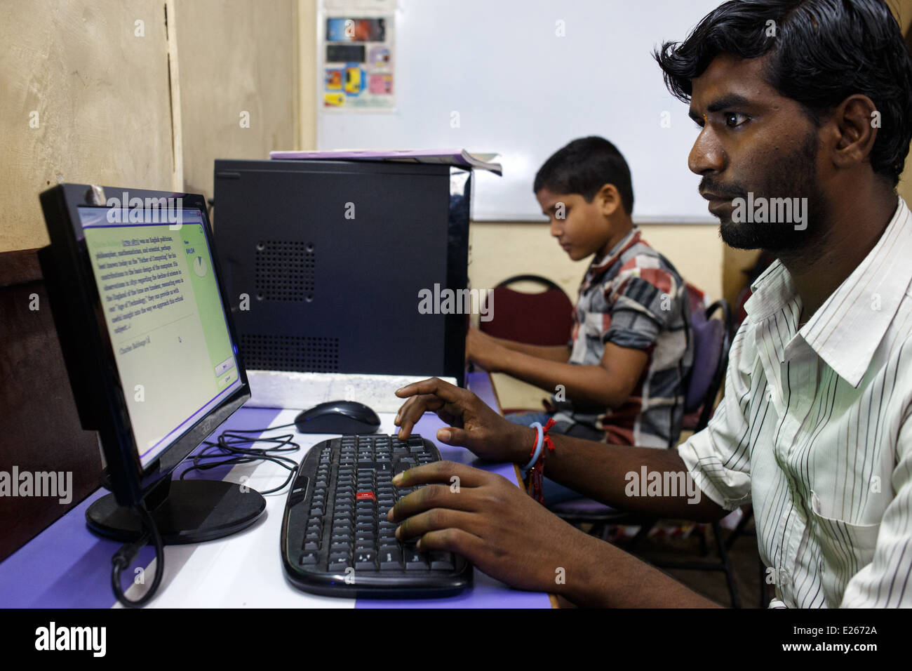 India computer technology hi-res stock photography and images - Alamy