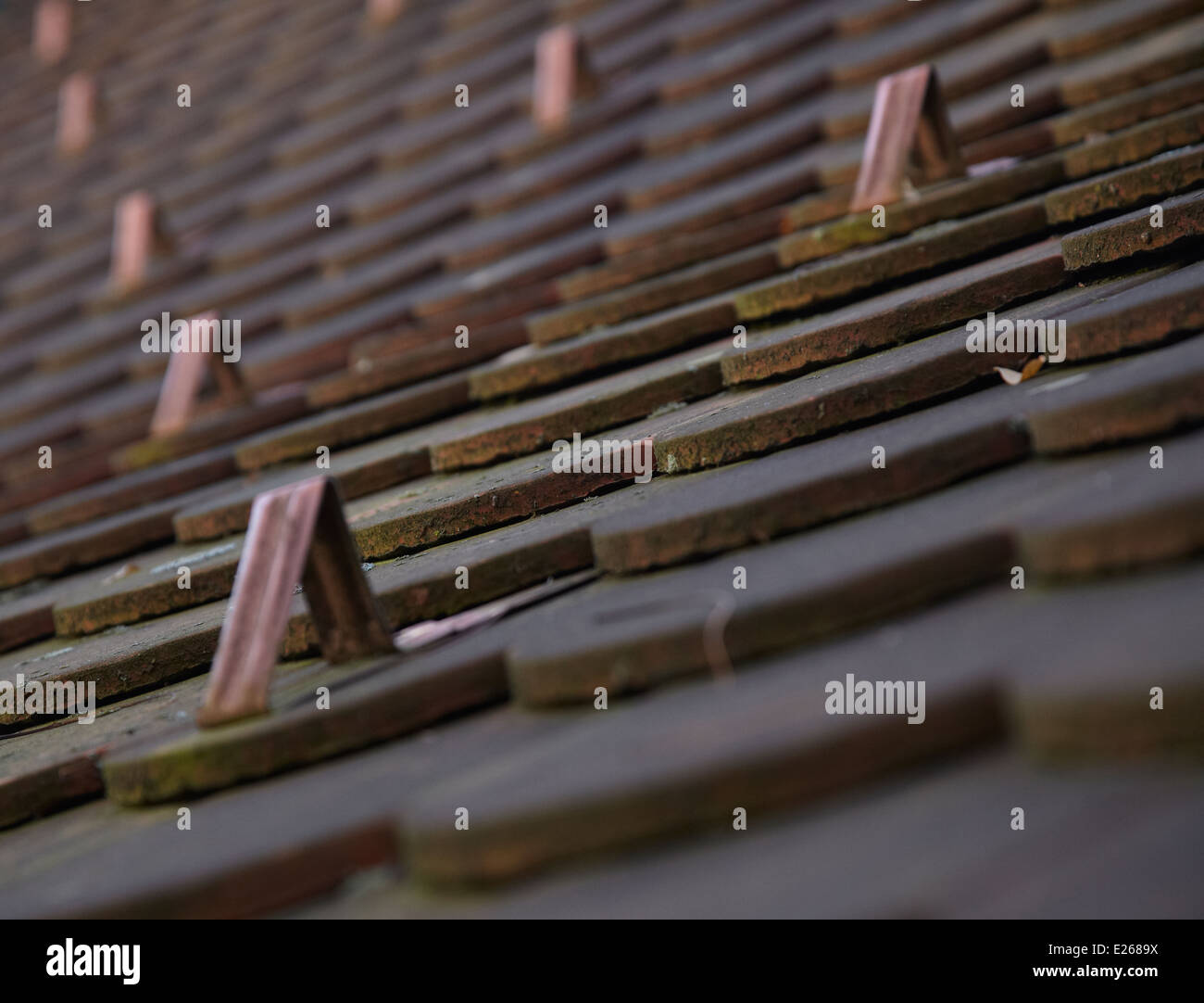 Traditional farmhouse tiles hi-res stock photography and images - Alamy