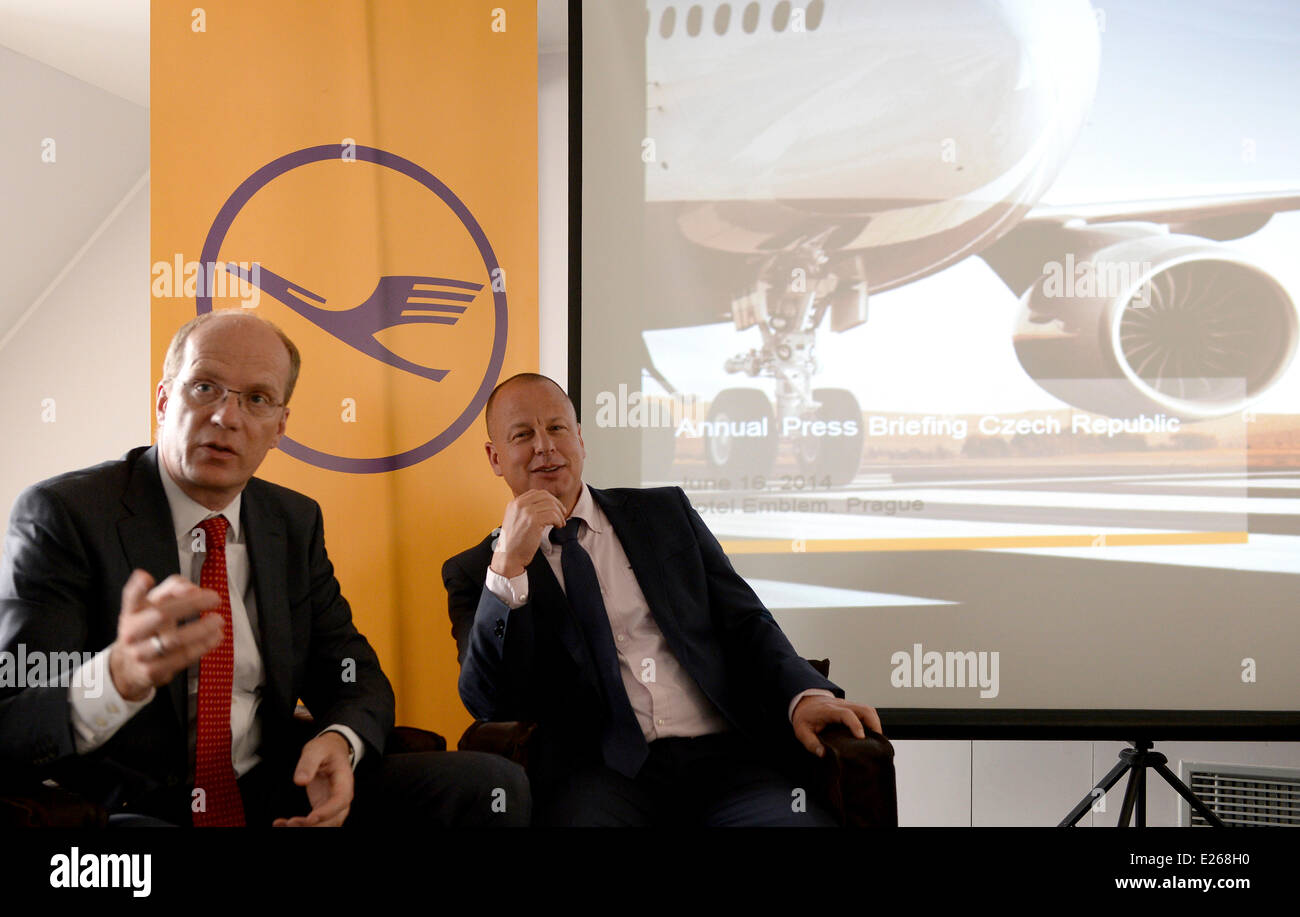 Lufthansa group hi-res stock photography and images - Alamy