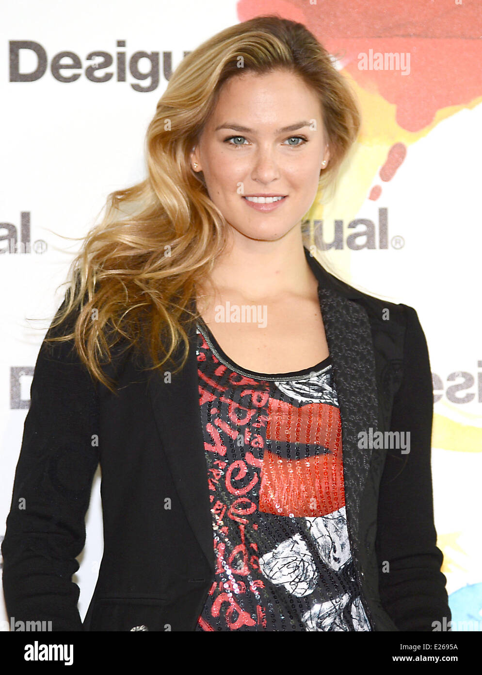 Israeli model Bar Refaeli presents "We Love" for Spanish clothing ...