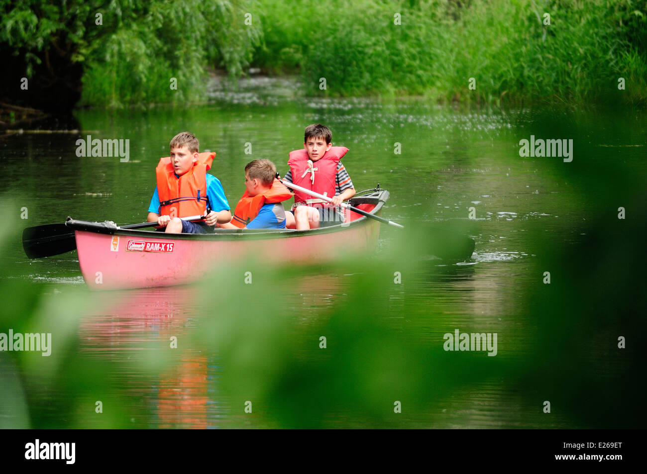 Learning canoe hi-res stock photography and images - Alamy