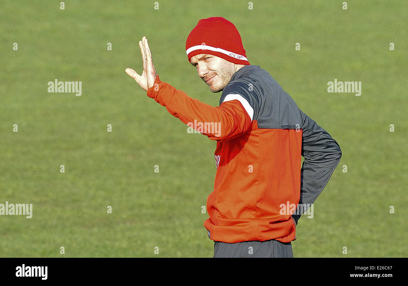 David Beckham has his first training session for Paris Saint-Germain ...
