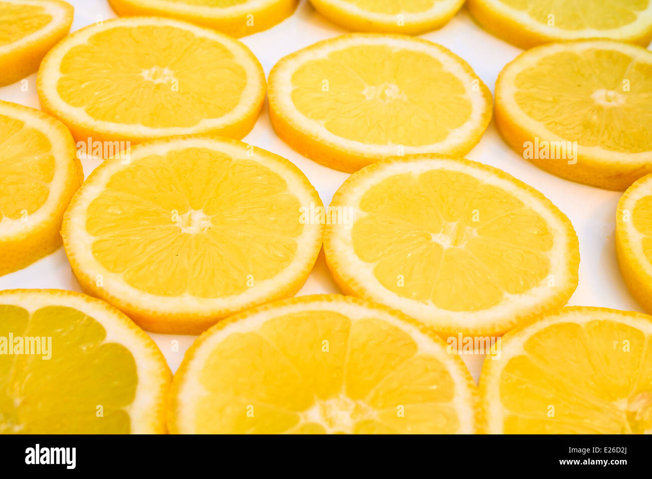 Lemon slice garnish hi-res stock photography and images - Alamy