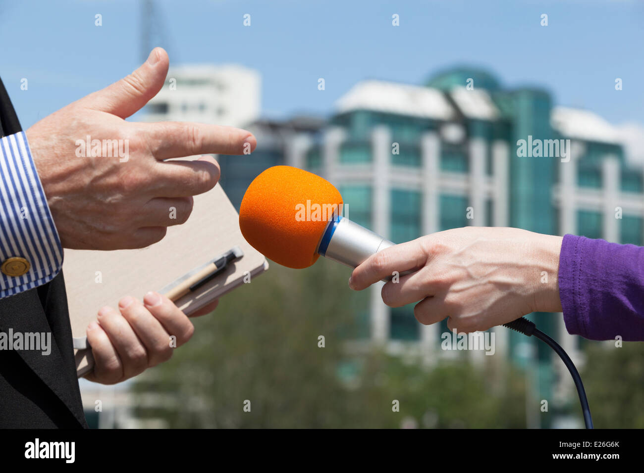 Interview interviewee hi-res stock photography and images - Alamy