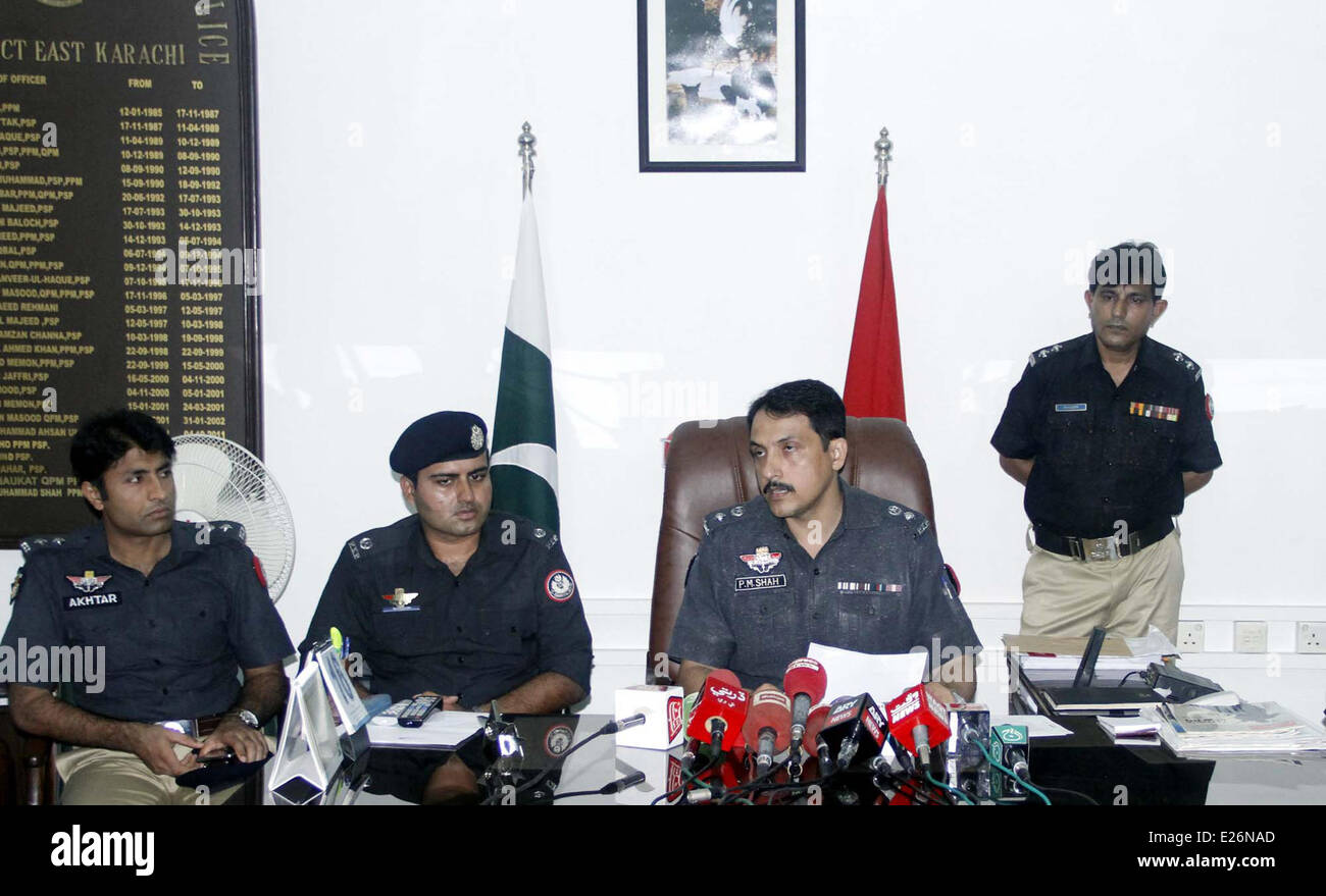 Senior Superintendent of Police (East) Pir Muhammad Shah brief to media ...