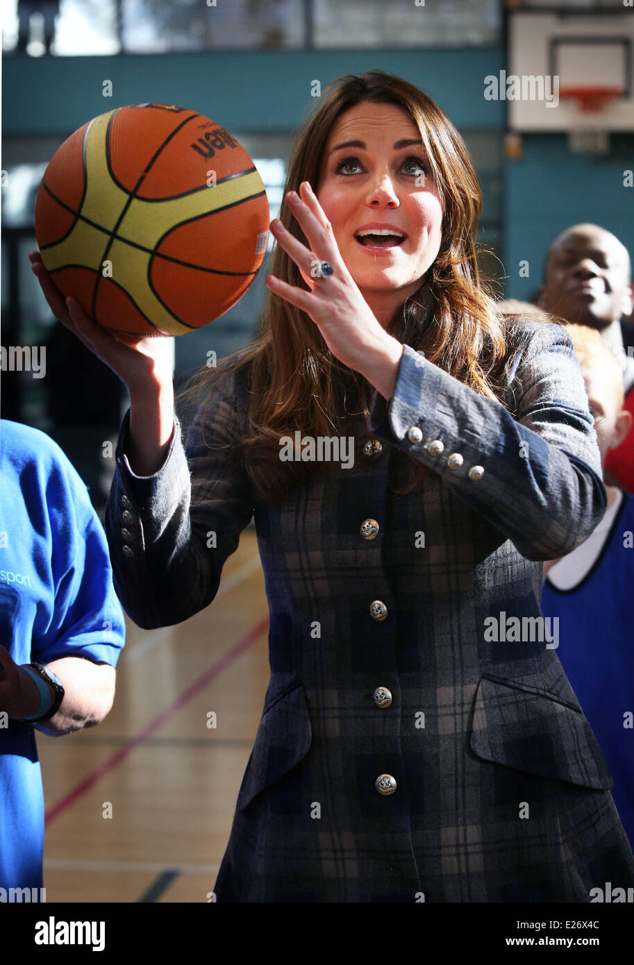 Kate Middleton playing basketball The Duke and Duchess of Cambridge ...