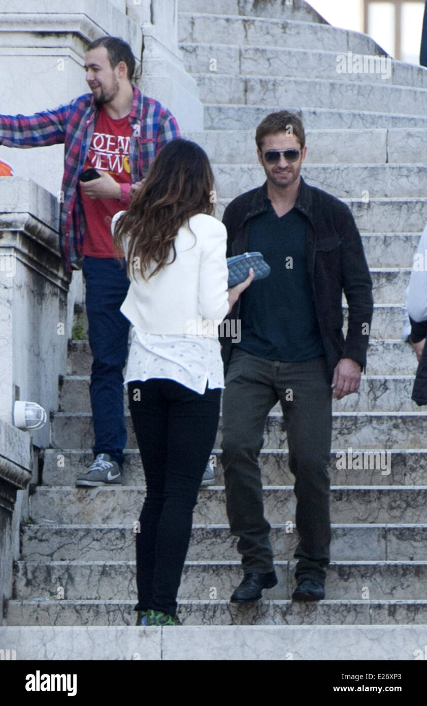 Gerard Butler and girlfriend Madalina Ghenea spend the day being ...
