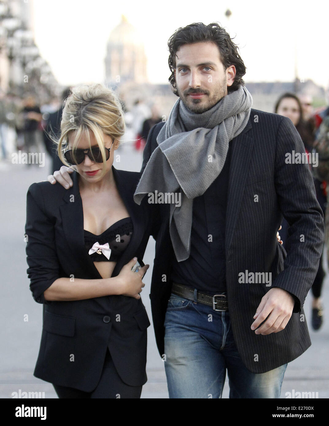 Sylvie van der Vaart and boyfriend Guillaume Zarka on Pont Alexandre ...