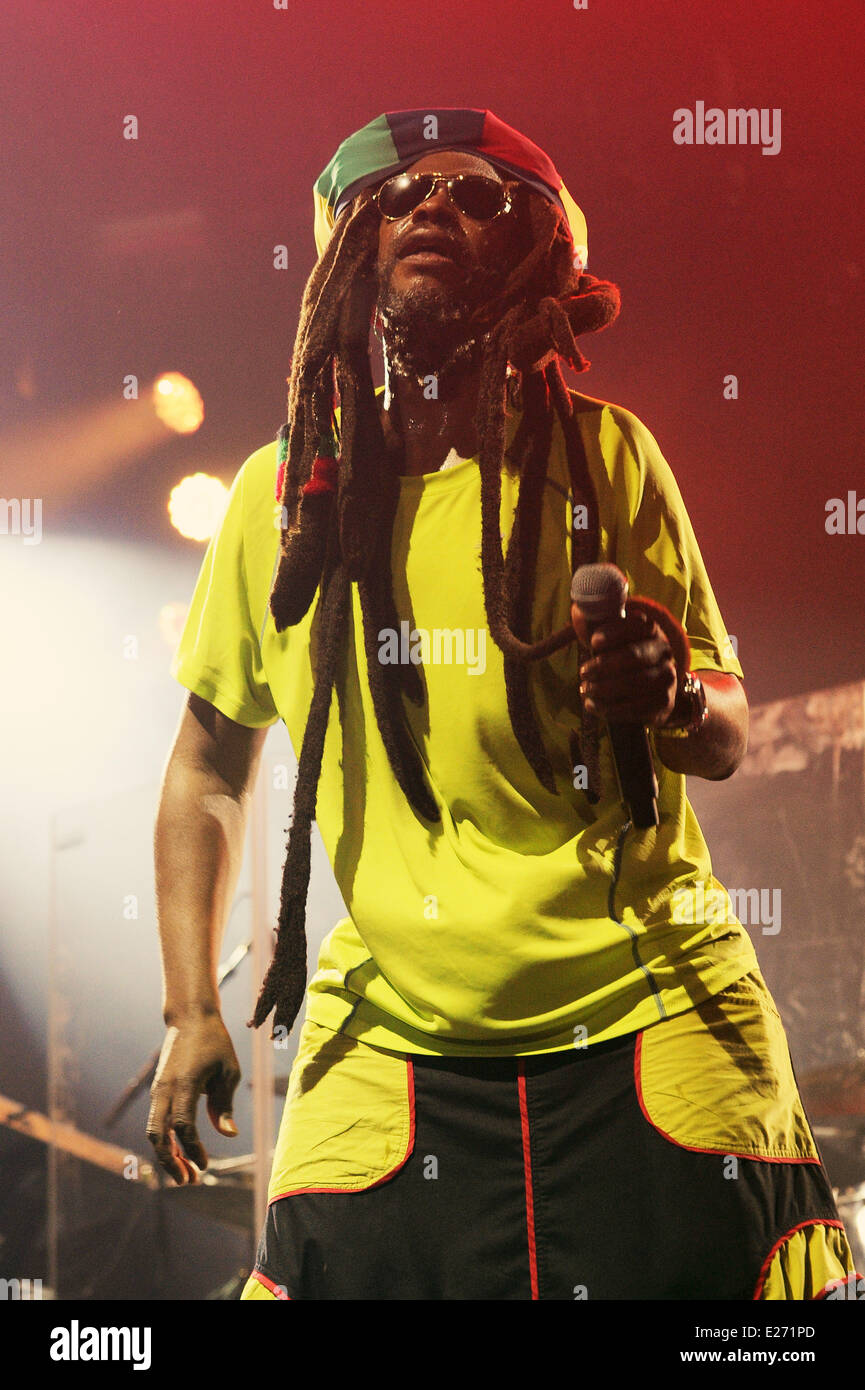 Steel Pulse performing Live in concert Featuring: Steel Pulse Where ...