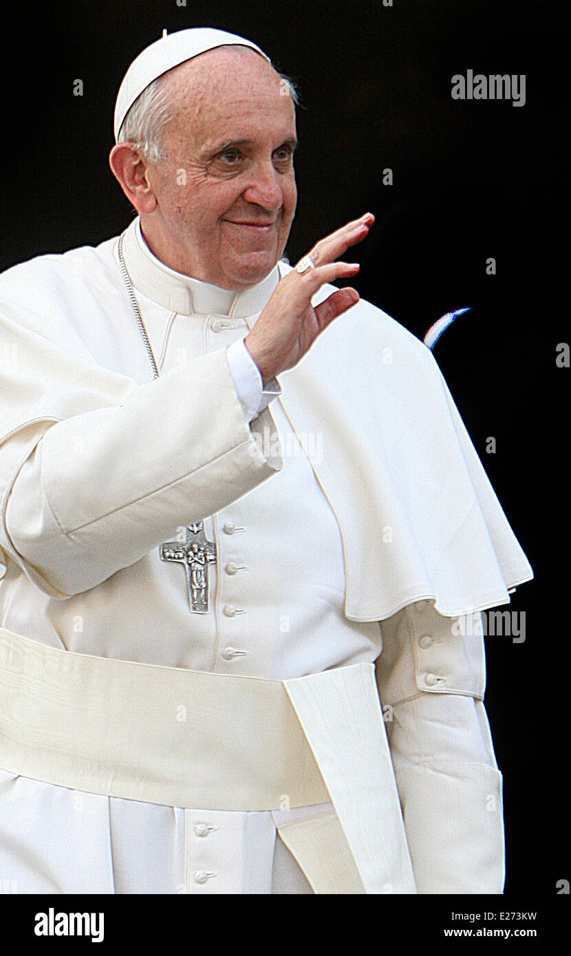 Pope Francis attends the recital of the Holy Rosary at Basilica di ...