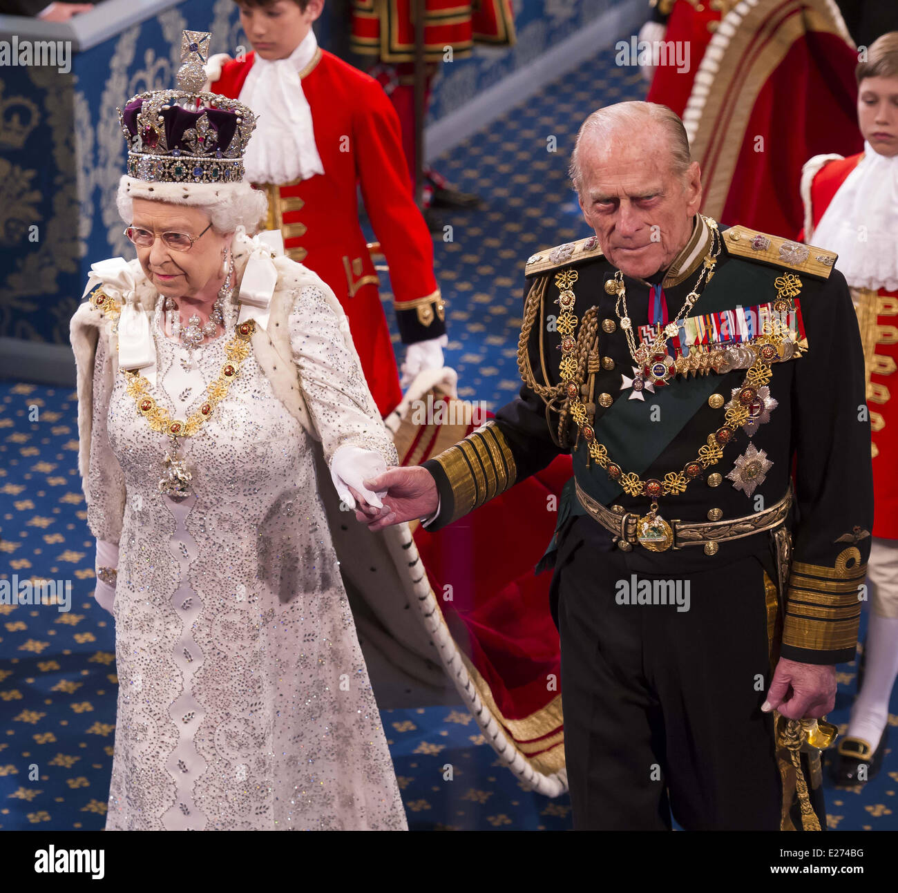 Queen Elizabeth arrives for the annual State Opening of Parliament ...