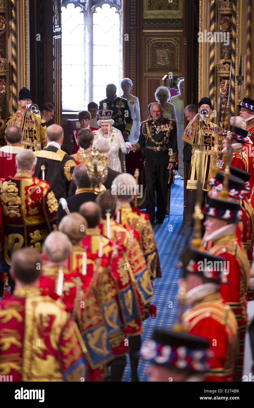 Queen Elizabeth arrives for the annual State Opening of Parliament ...
