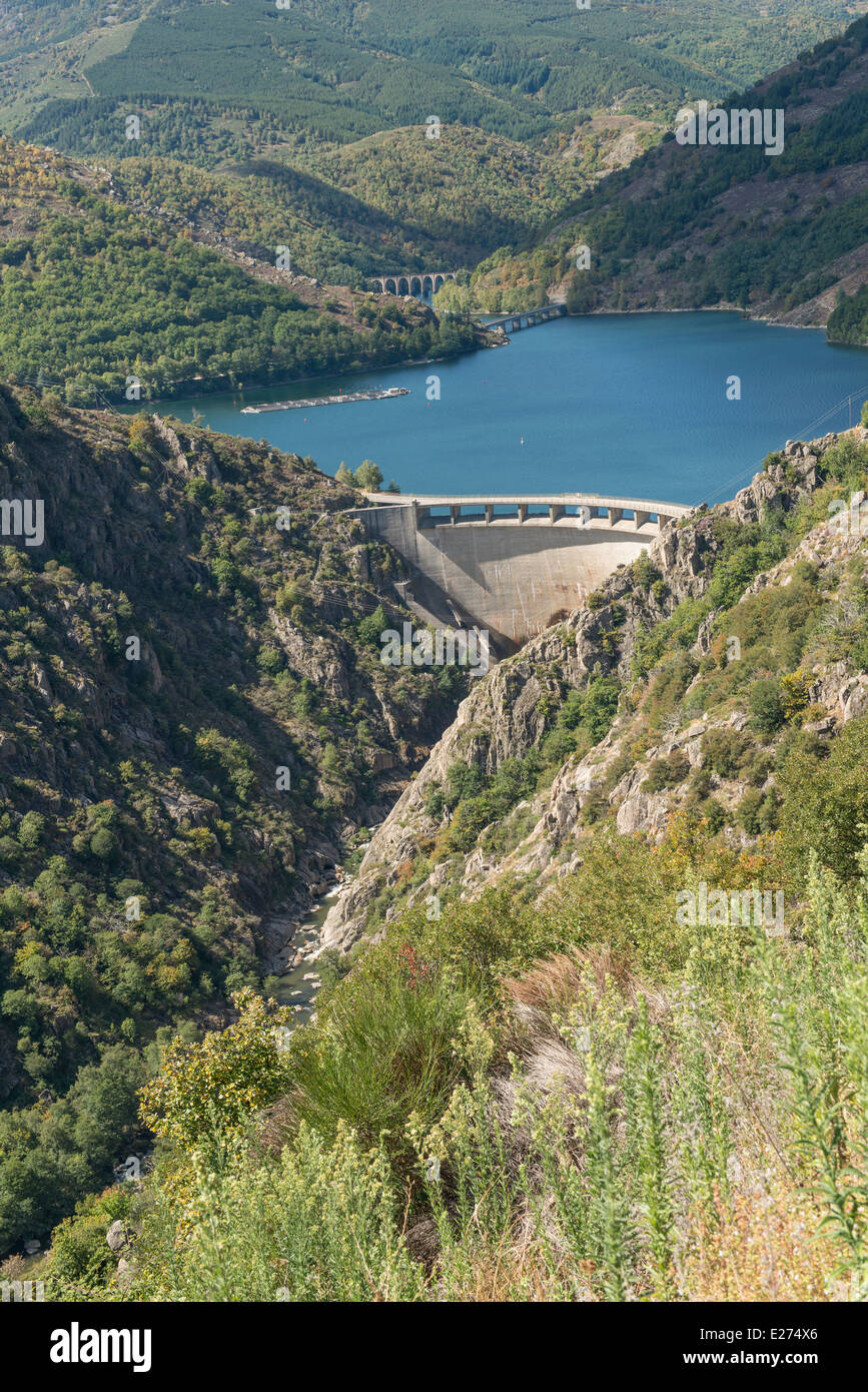 Barrage de villefort hi-res stock photography and images - Alamy