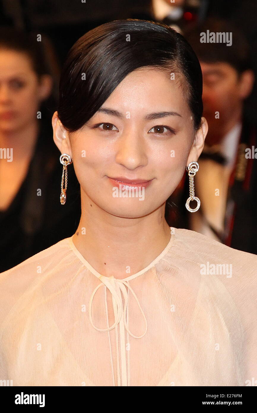 Actress Machiko Ono attends the 'Soshite Chichi Ni Naru' Premiere ...