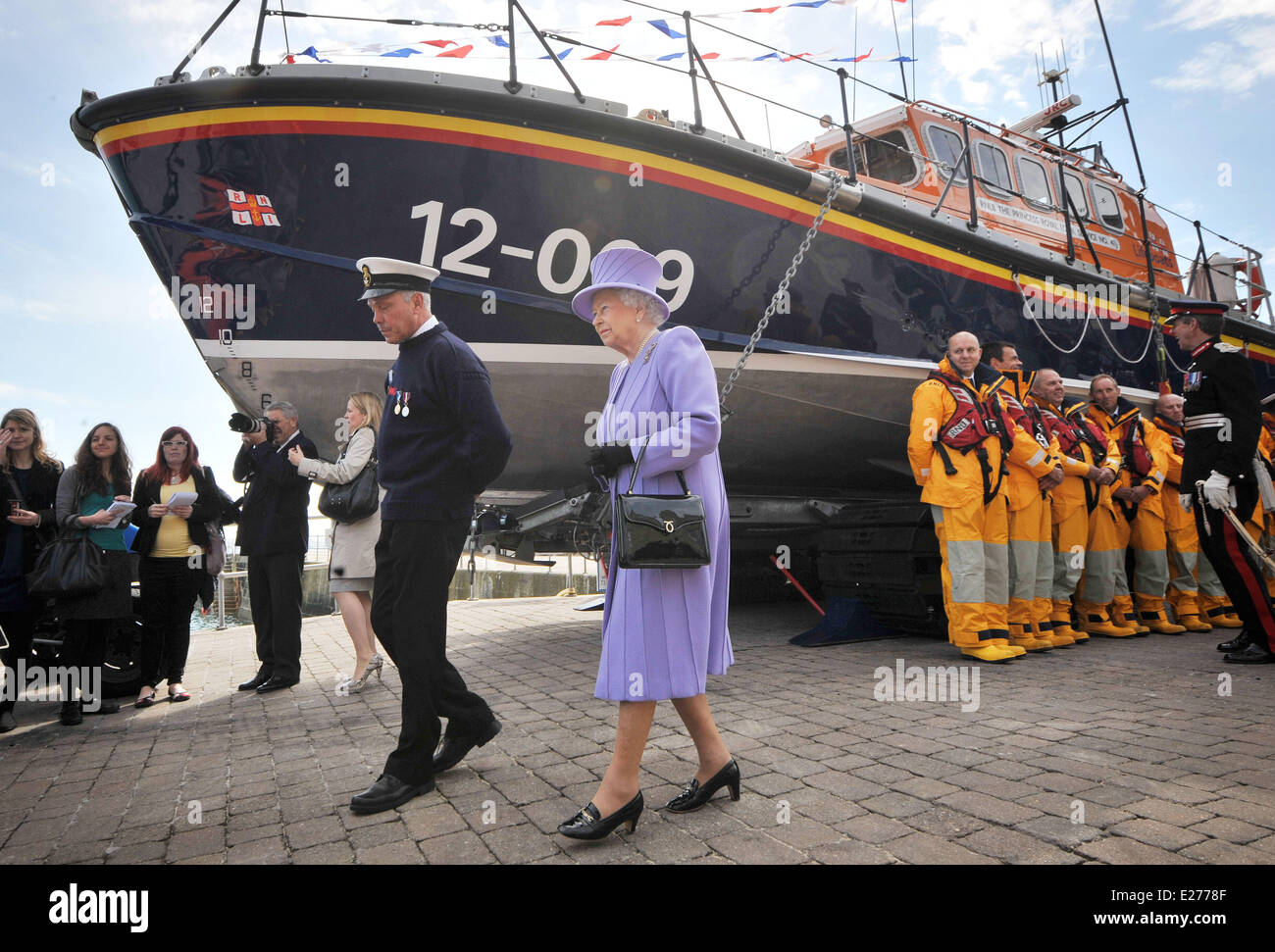 Britain's Queen Elizabeth visits St Michael's Mount in Cornwall ...