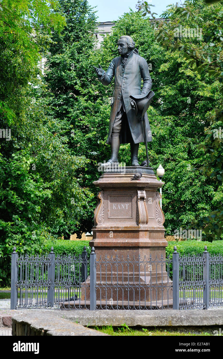 Immanuel kant statue hi-res stock photography and images - Alamy