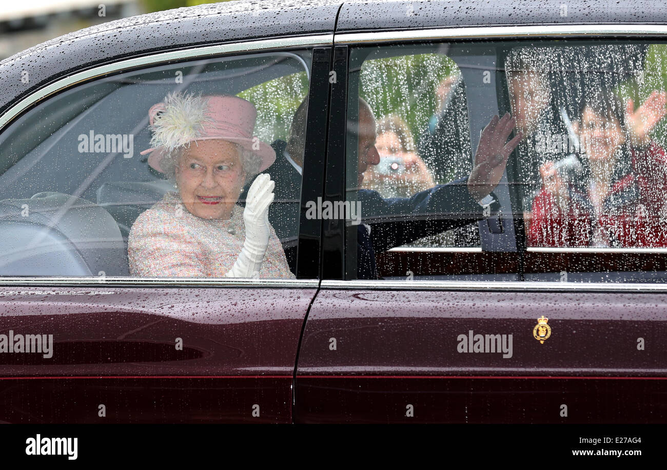 CAMBRIDGE - UK -23 MAY 2013: ROTA: Queen Elizabeth II and The Duke of ...
