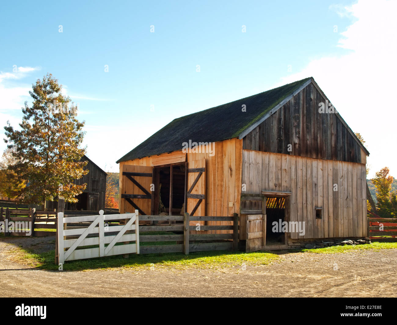 Barnyard charm hi-res stock photography and images - Alamy